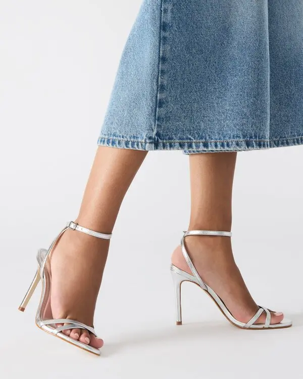 Steve Madden Jypsey Strappy Heels