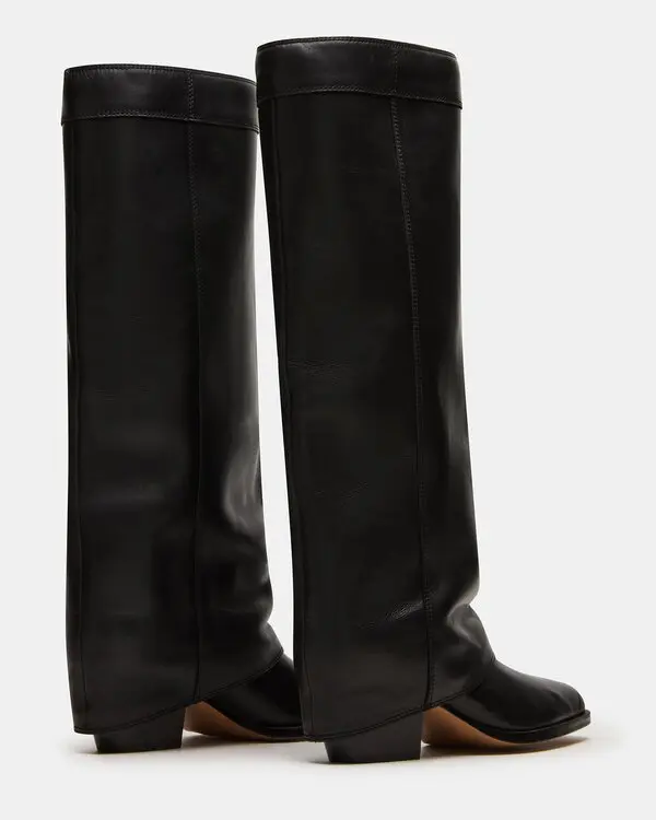 Steve Madden Winnick Block Heel Boots