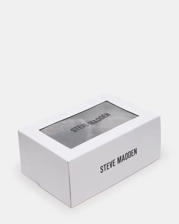 Steve Madden Poof Slip-on Flats