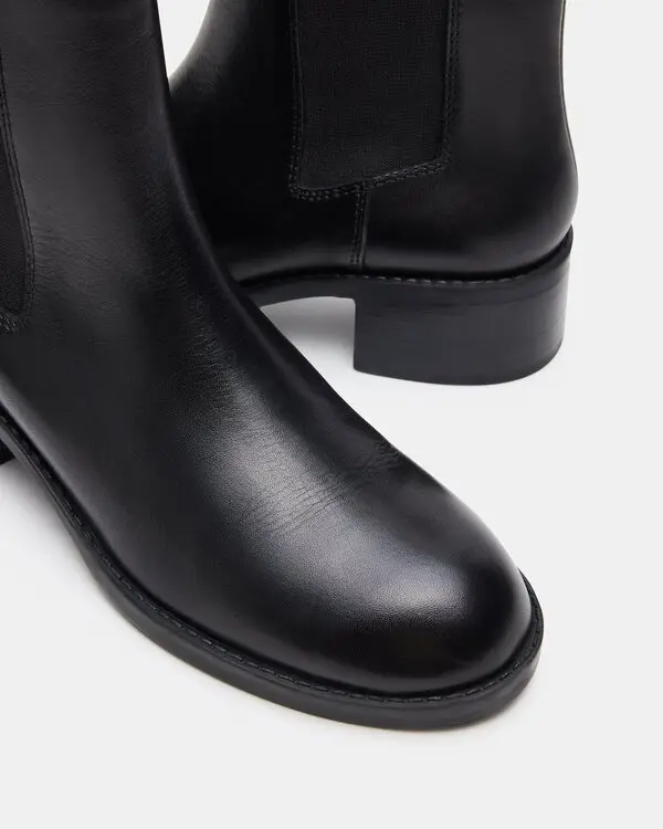 Steve Madden Kaplan Block Heel Booties
