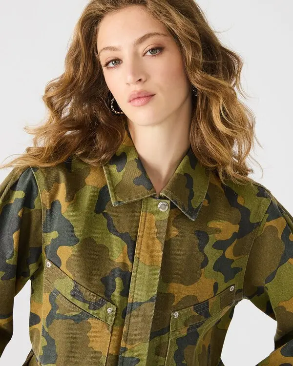 Steve Madden Sloan Jacket Camouflage Long Sleeve Button Up Jackets & Coats