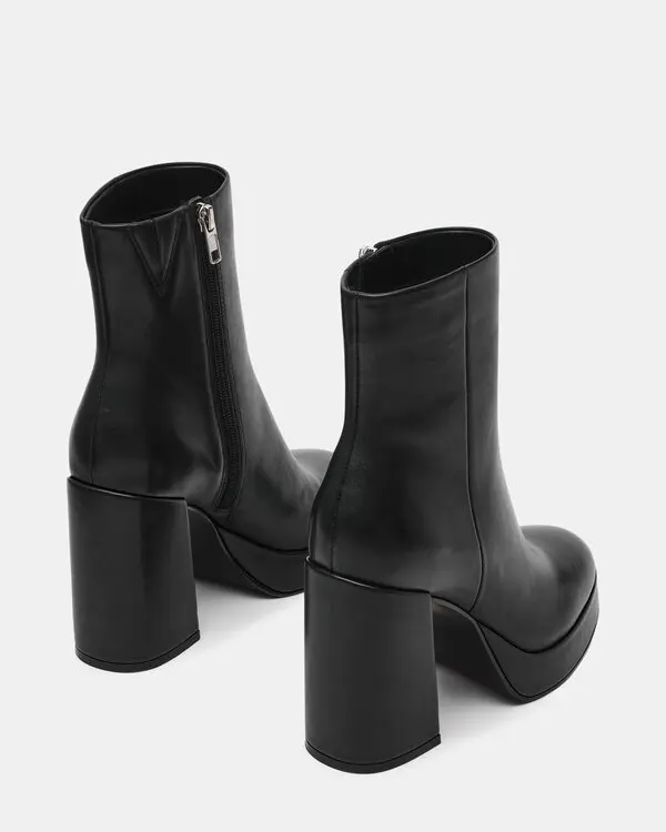 Steve Madden Tyra Block Heel Booties