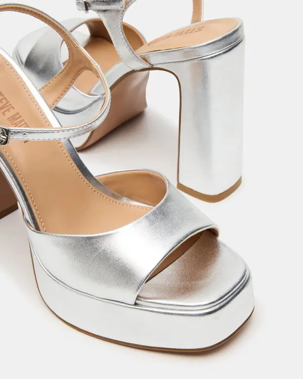 Steve Madden Liandra Block Heels