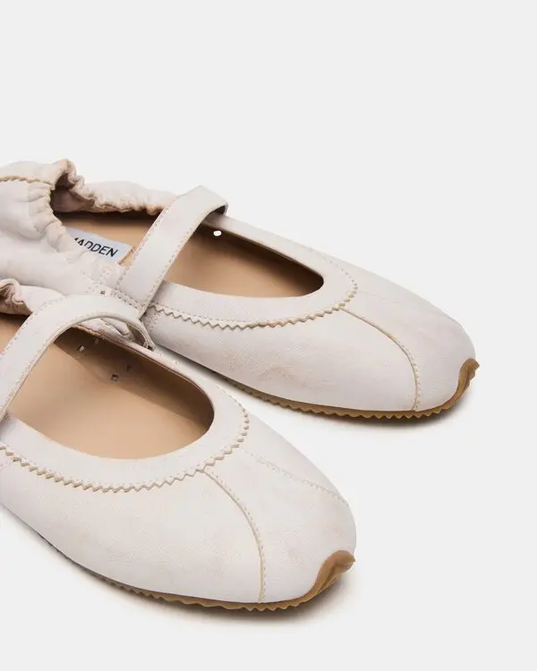 Steve Madden Anaya Ballet Flats
