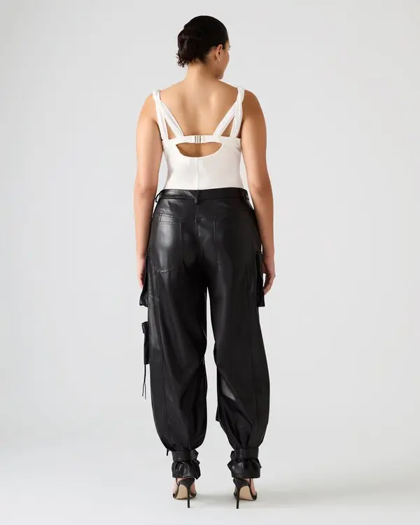 Steve Madden Addisyn Sleeveless V-neck Mesh Strap Top
