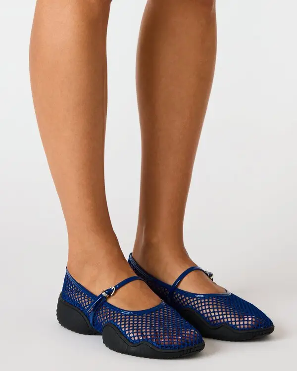 Steve Madden Vickee Mesh Sneakers