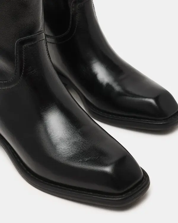 Steve Madden Primo Square Toe Boots