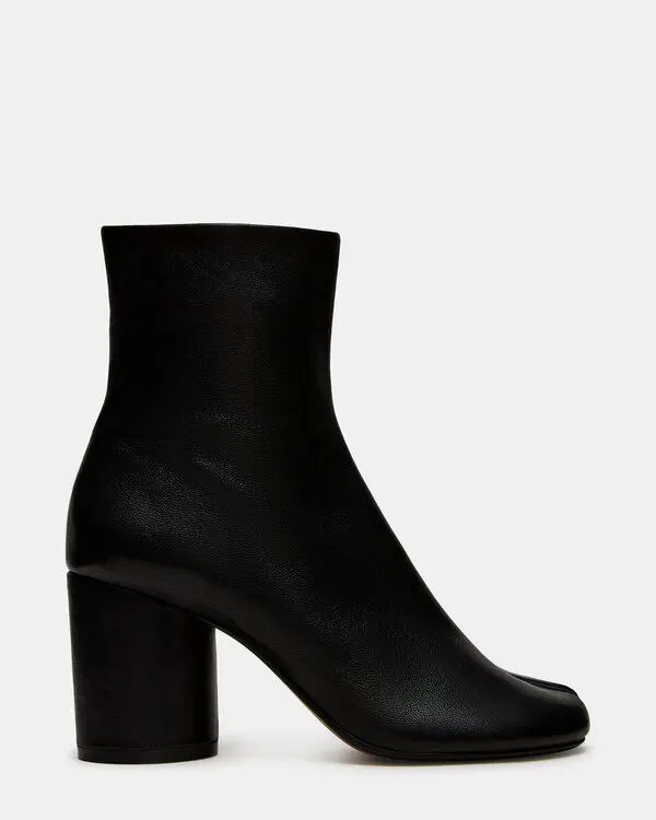 Steve Madden Caro Block Heel Booties