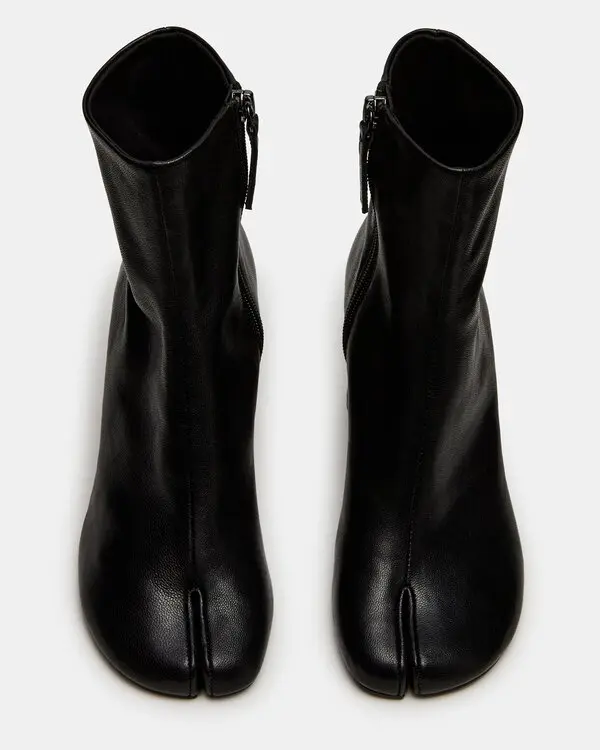 Steve Madden Caro Block Heel Booties