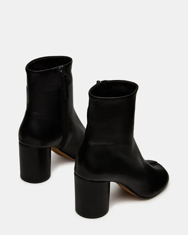 Steve Madden Caro Block Heel Booties