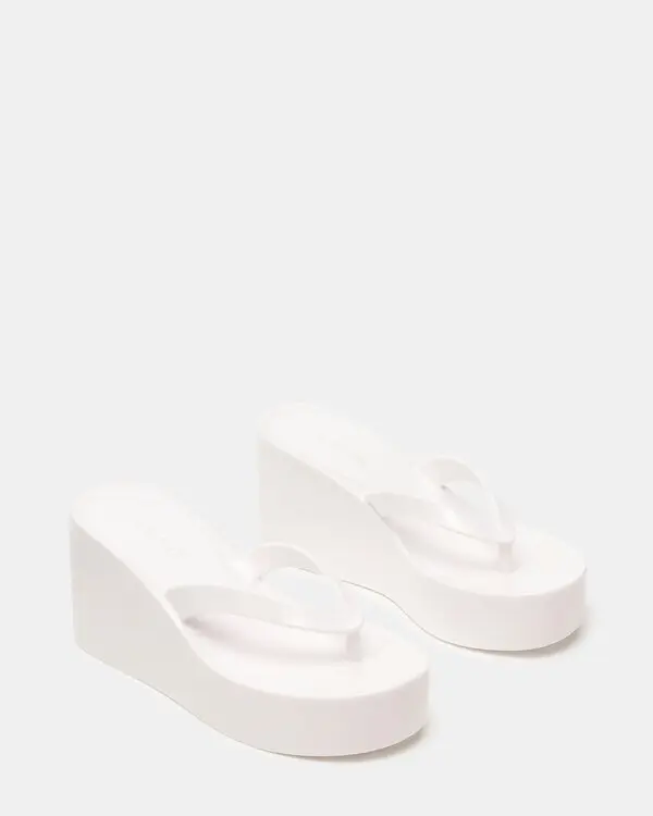 Steve Madden Jella Thong Sandals