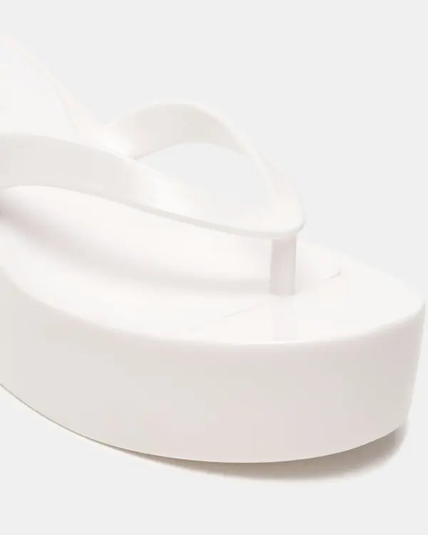 Steve Madden Jella Thong Sandals