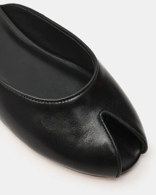 Steve Madden Bloss Slip-on Flats