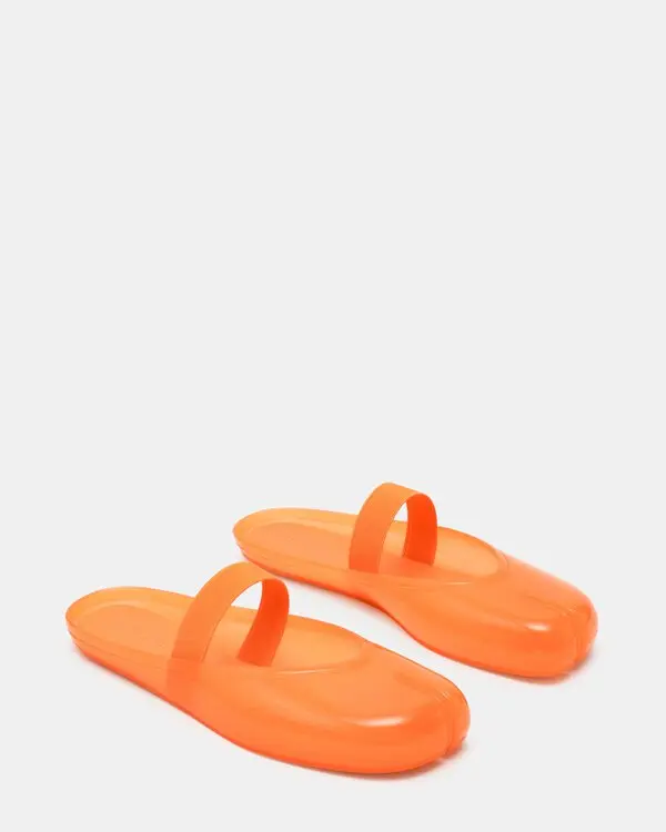 Steve Madden Cova Slip-on Flats