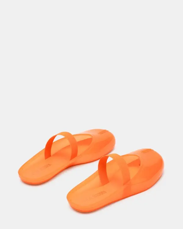 Steve Madden Cova Slip-on Flats