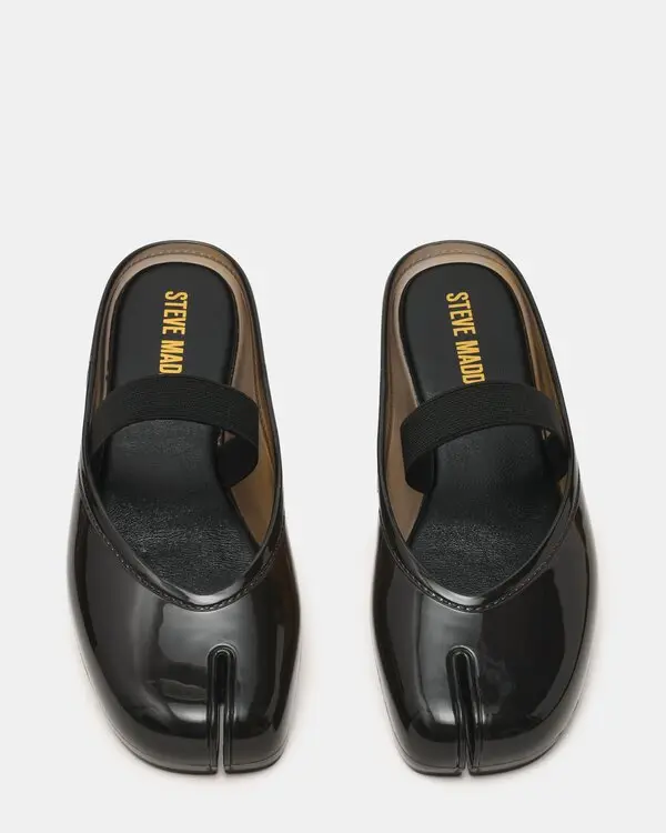 Steve Madden Cova Slip-on Flats