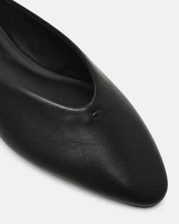 Steve Madden Sherman Slip-on Flats