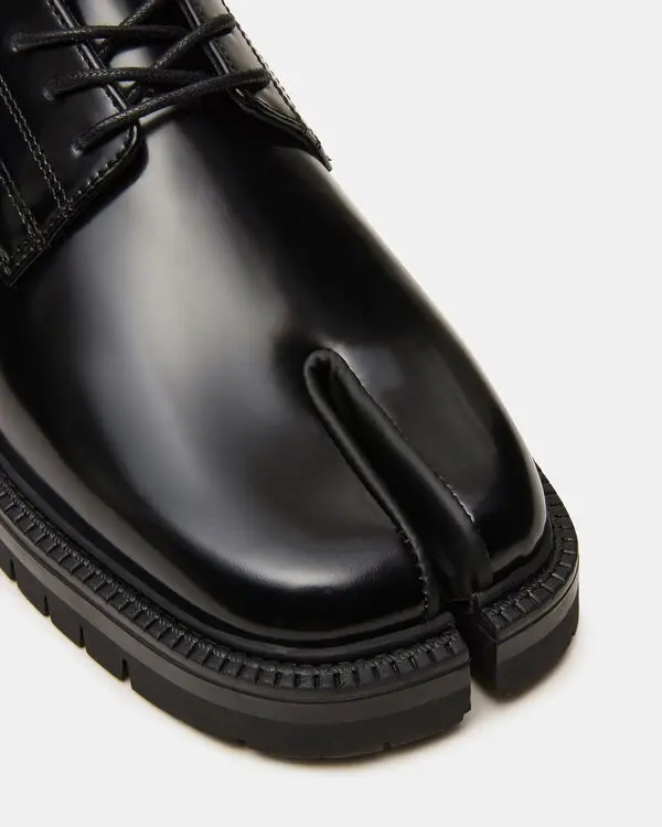 Steve Madden Jaxel Lace-up Dress Shoes With Tabi Toe