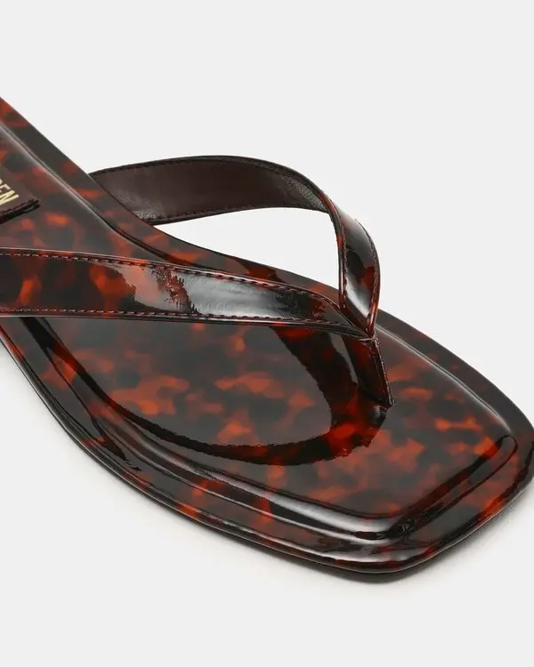Steve Madden Trella Thong Sandals