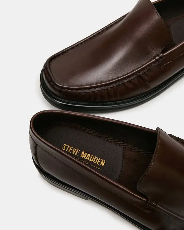Steve Madden Celestino Leather Slip-on Loafers With Square Toe