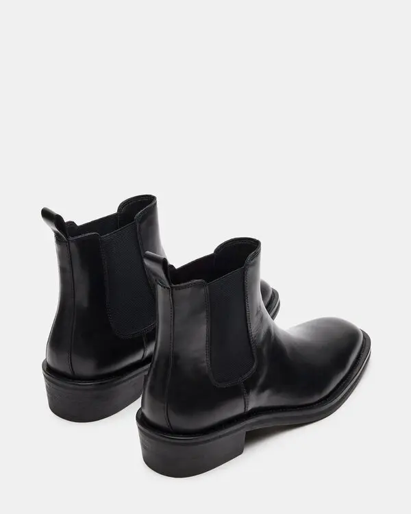 Steve Madden Desperado Ankle Boots