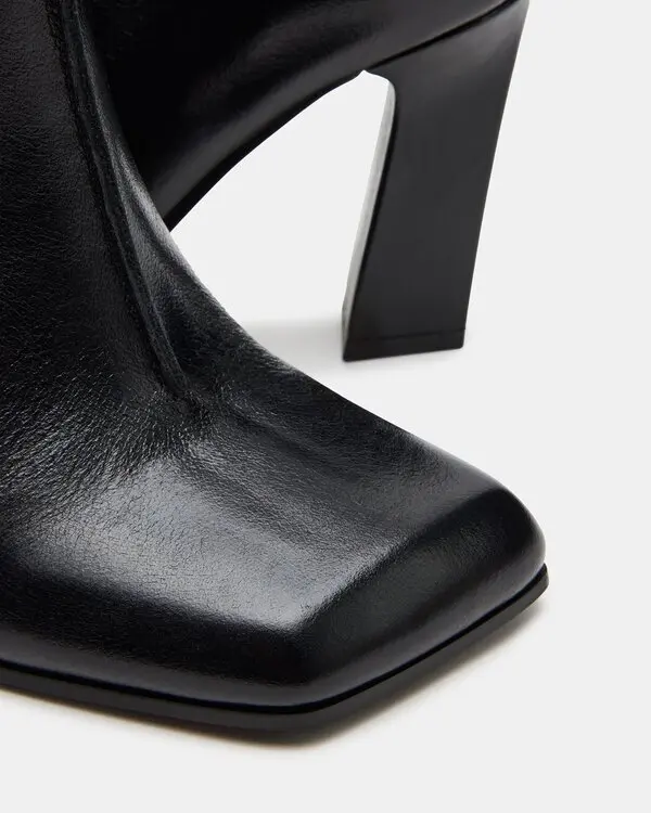 Steve Madden Eira Block Heel Booties