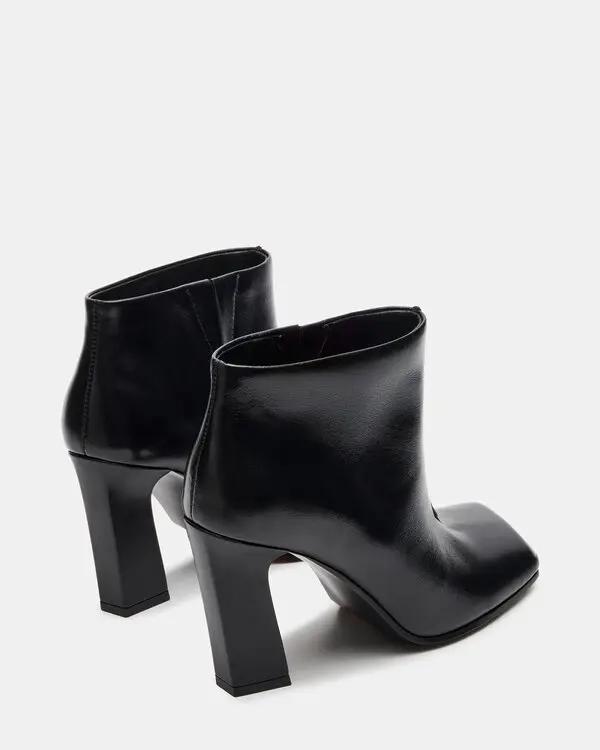 Steve Madden Eira Block Heel Booties