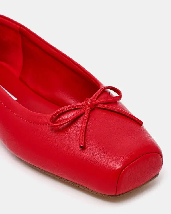 Steve Madden Eleve Square Toe Flats