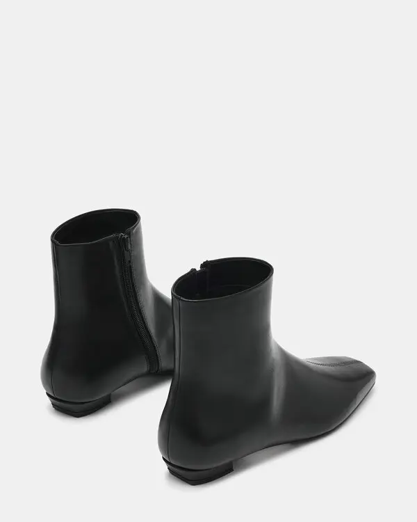 Steve Madden Zami Ankle Booties