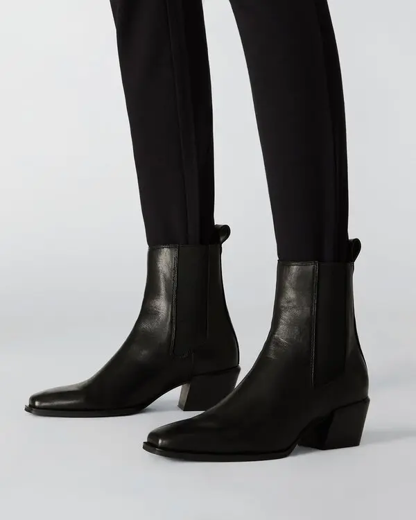 Steve Madden Daxen Block Heel Booties - Black