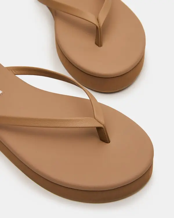 Steve Madden Kiora Thong Sandals