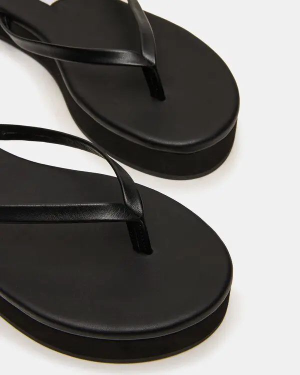 Steve Madden Kiora Thong Sandals
