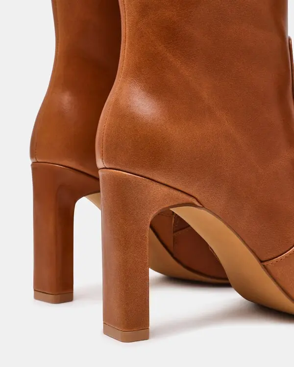 Steve Madden Lovelies Vintage Block Heel Boots