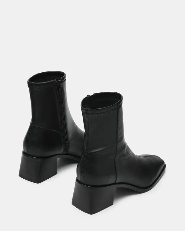 Steve Madden Eralyn Block Heel Booties