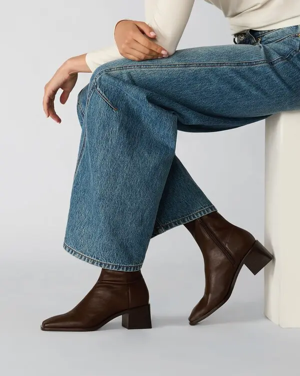 Steve Madden Eralyn Block Heel Booties