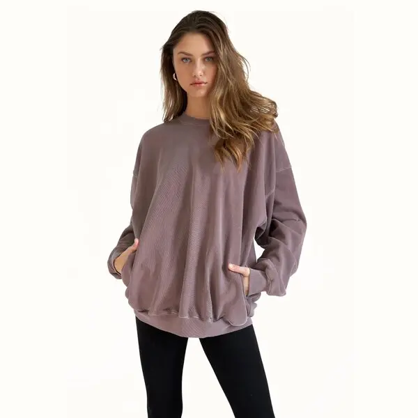 EARTH BODY Soho Oversized Sweatshirt With Side Pockets