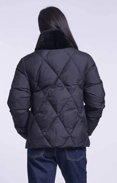 BLUE DUCK Quilted Down Cropped Jacket With Shearling Collar - Black