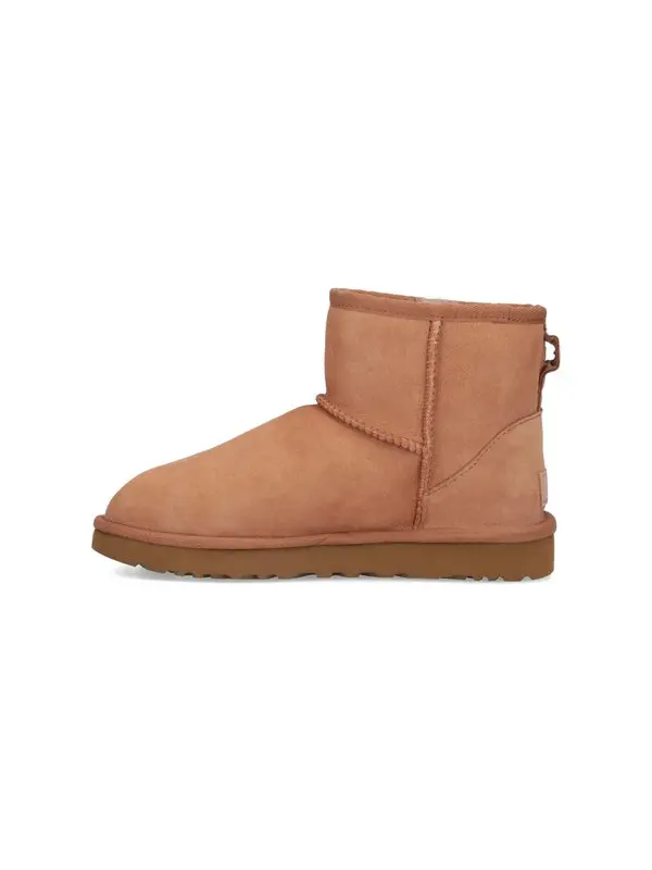 UGG Boots "classic Mini Ii