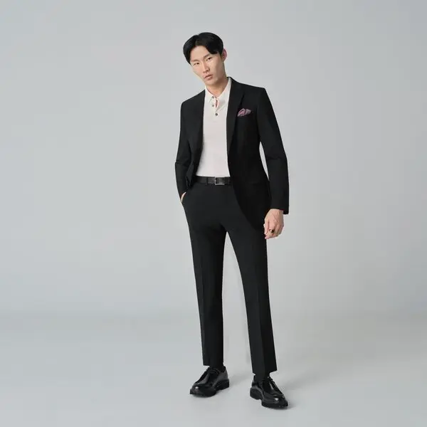 INDOCHINO Howell Wool Stretch Suit - Black