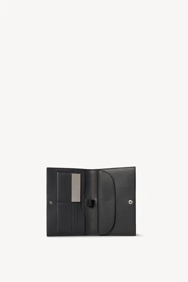 THE ROW Essential Leather Pouch - Black