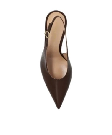 GIANVITO ROSSI Slingback Pumps - Black