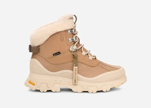 UGG Adirondack Meridian Hiker Leather/nubuck Boots - Sand