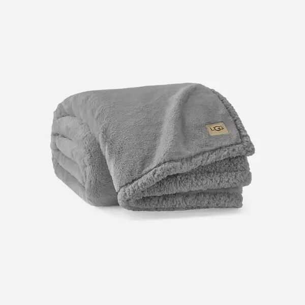UGG Cynthia Throw 50" X 70" Polyester Blankets - Seal Grey