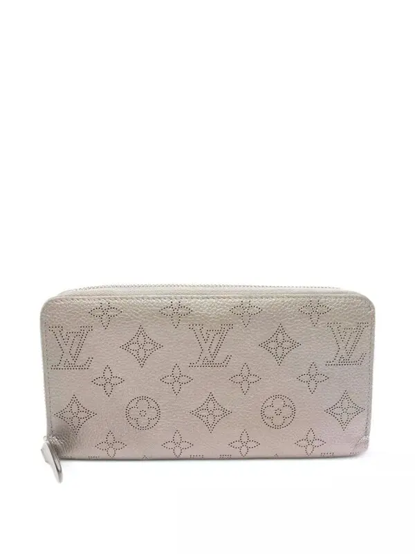 LOUIS VUITTON 2021 Mahina Zippy Wallet - Grey