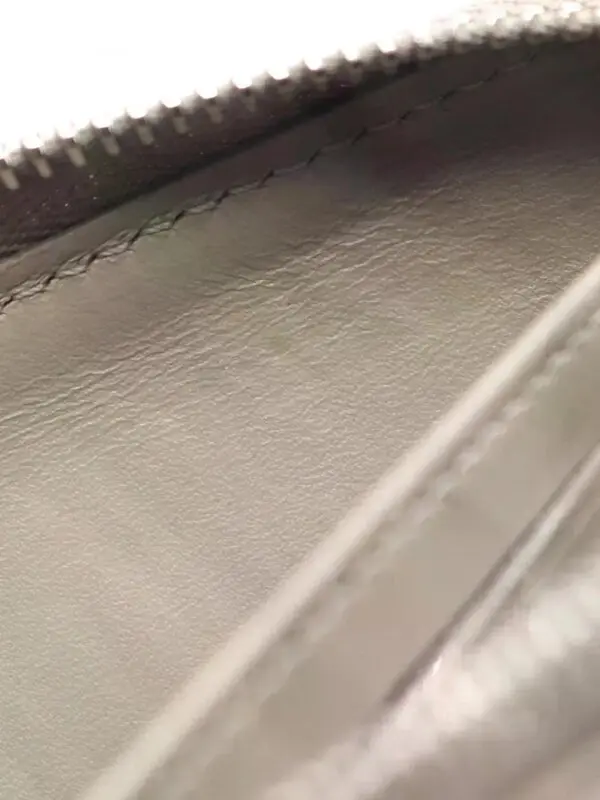 LOUIS VUITTON 2021 Mahina Zippy Wallet - Grey