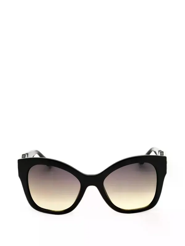 Guess Cat-eye Sunglasses With Logo Plaque - Black