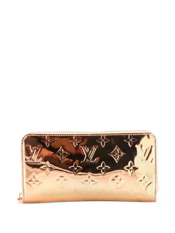 LOUIS VUITTON Zippy Wallet Monogram Mirror Coated Canvas Small Wallets - Pink