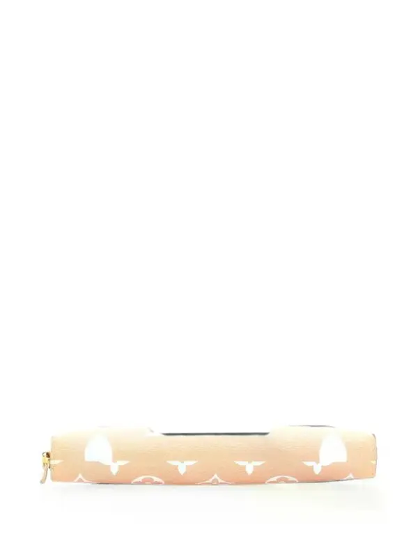 LOUIS VUITTON Zippy Wallet The Pool Monogram Giant Small Wallets - Pink