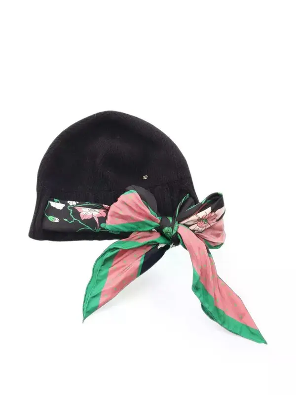 Gucci Beanie With Floral Print Silk Scarf Detail - Black