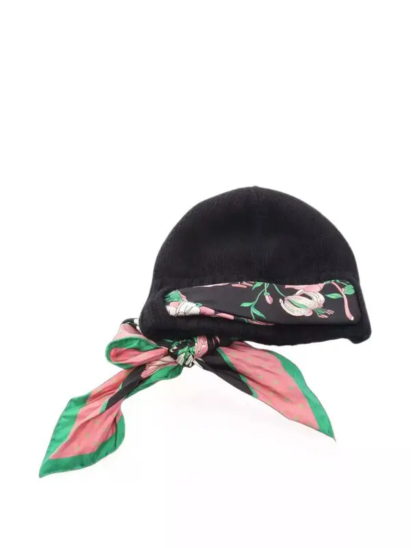 Gucci Beanie With Floral Print Silk Scarf Detail
